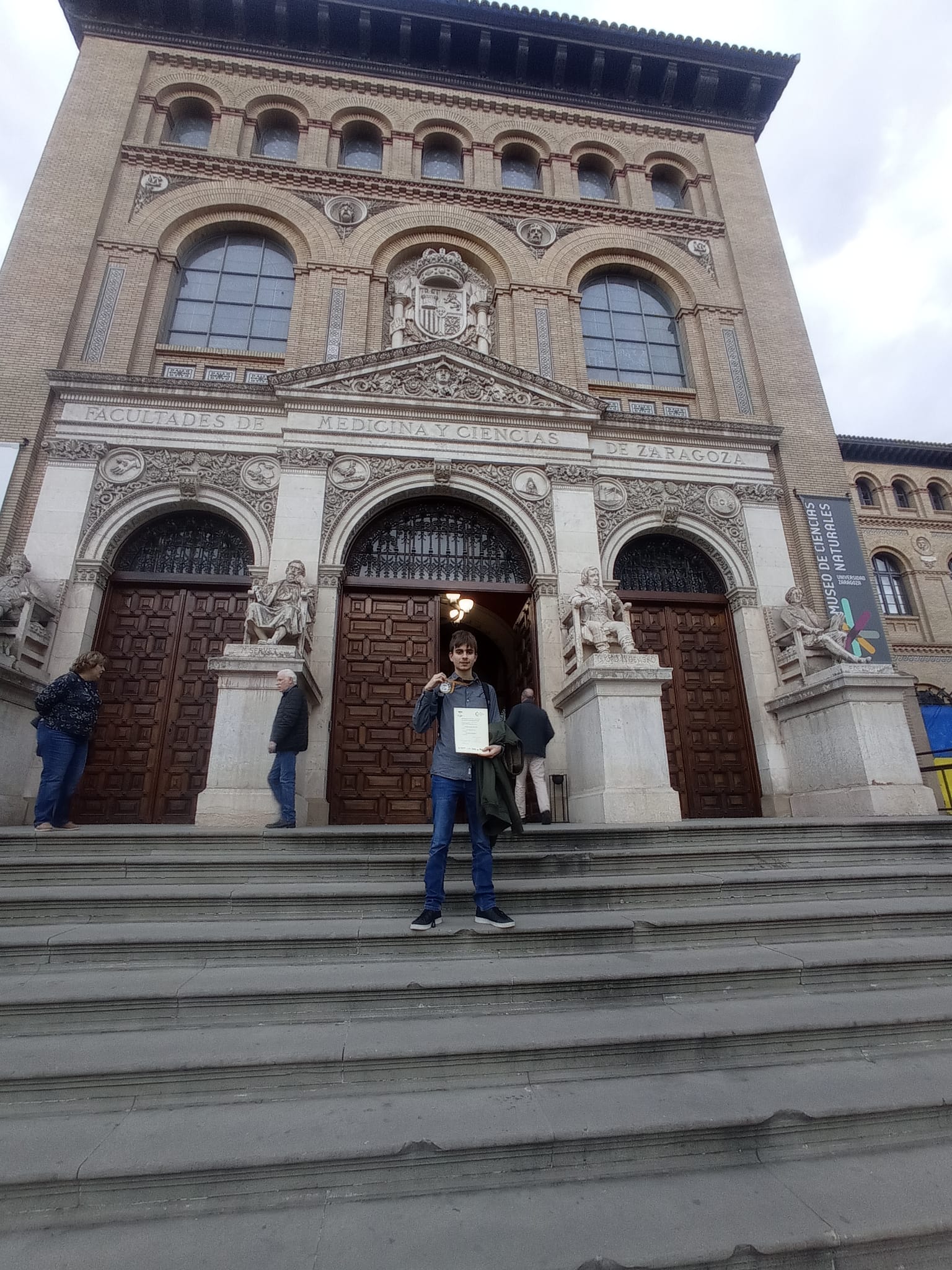 Héctor Esteban, del B2CT2, mención honorífica en la 34 Olimpiada de ...